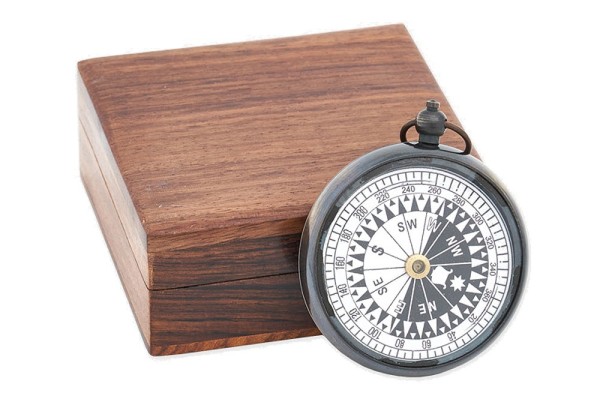 Boussole décorative en laiton